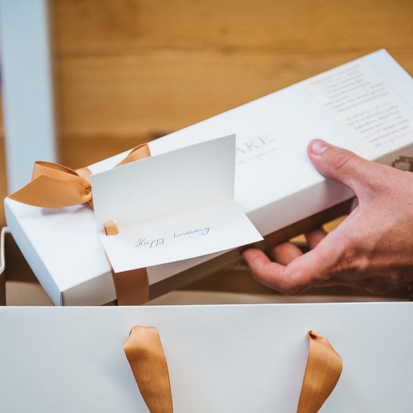 Premium Gift Box - Pandan-coconut | 10 serves – THE HONEYCAKE